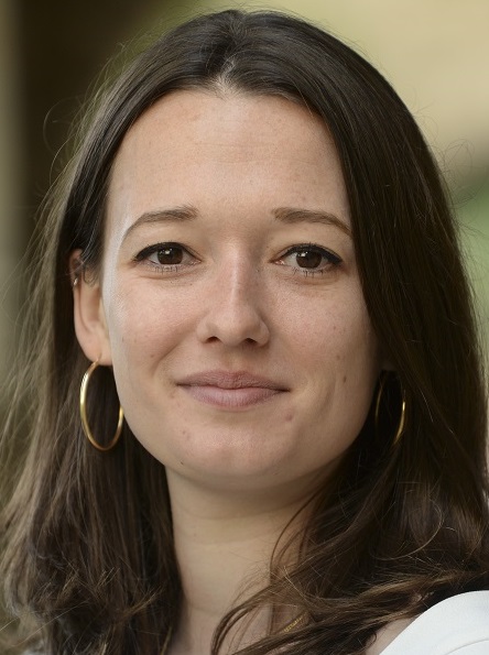 Laura van Megen - Over NOS